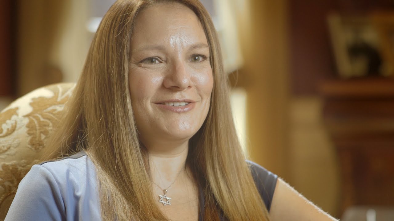 Activist Profile - Elise Newman #MyAIPACStory - YouTube