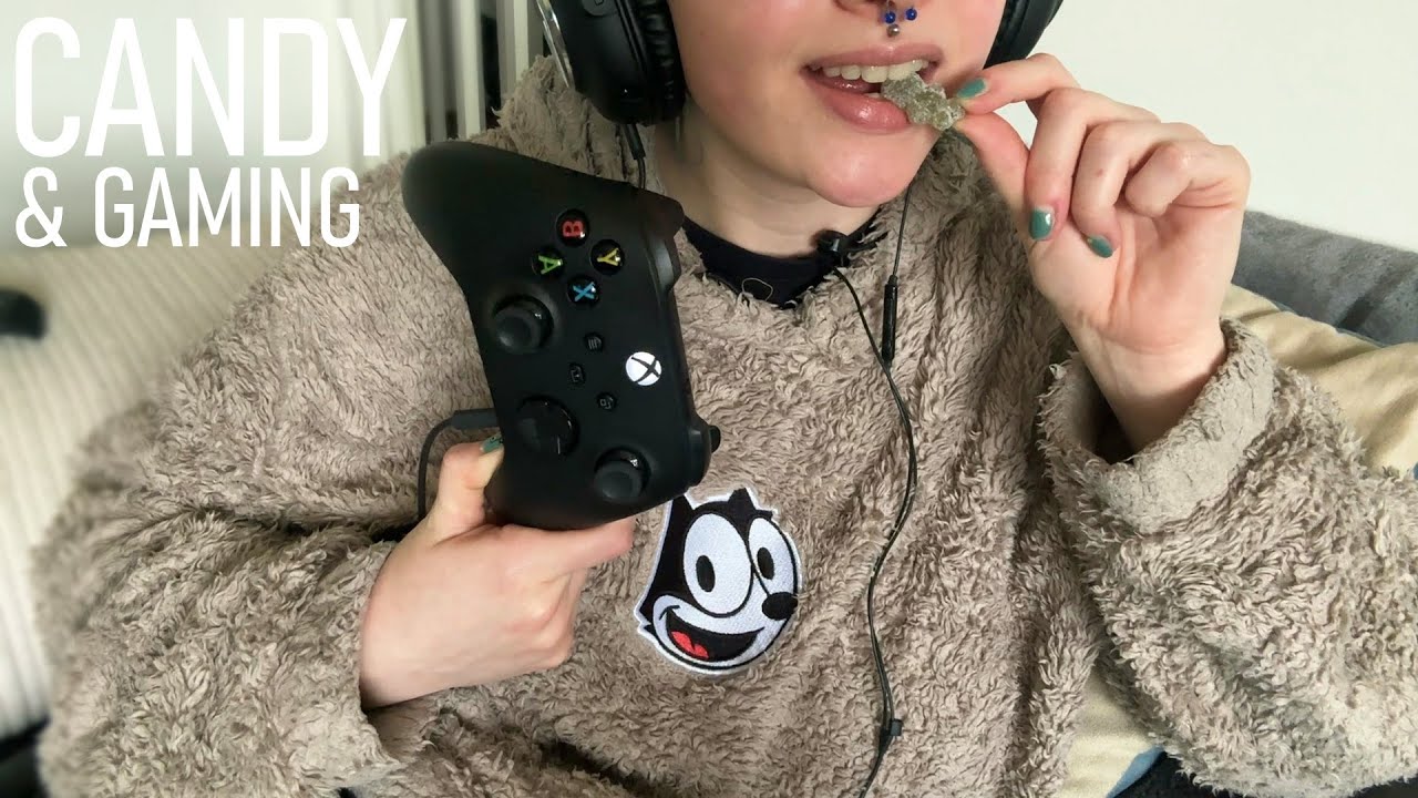 ASMR Eating Candy & Gaming (Controller Sounds🎮) - YouTube