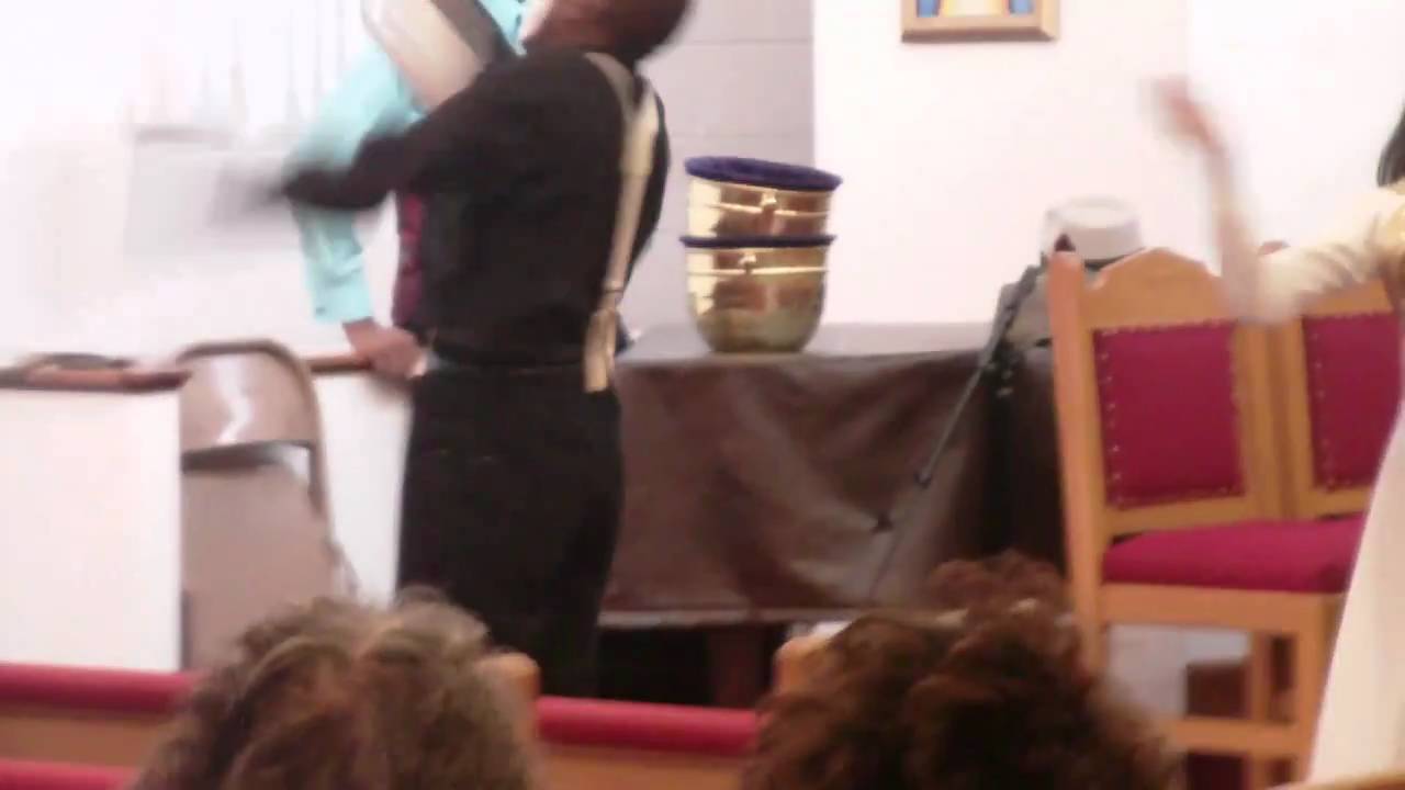 The Full Mime & Praise Dance Version To Press In Your Pressence - YouTube