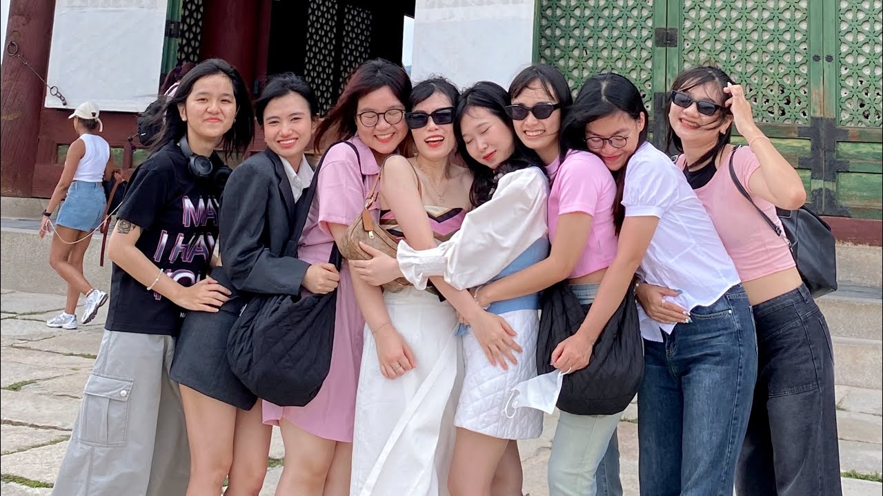 Chuyến đi Seoul Day 2 cùng Hyomi😊 - YouTube