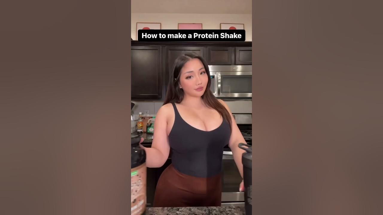 Numi Rias | Curvy Model & Plus Size Insta Star Wiki Biography | Social Media | Curvy Fashion ...