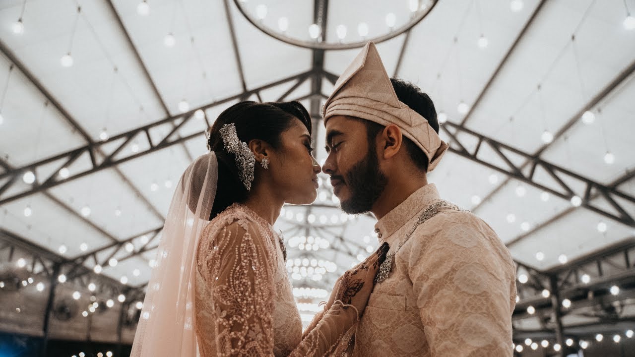 Wedding Reception" Haziq & Danisha at Berern Hill - YouTube