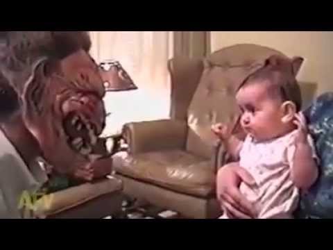 Babasından korkan çocuk