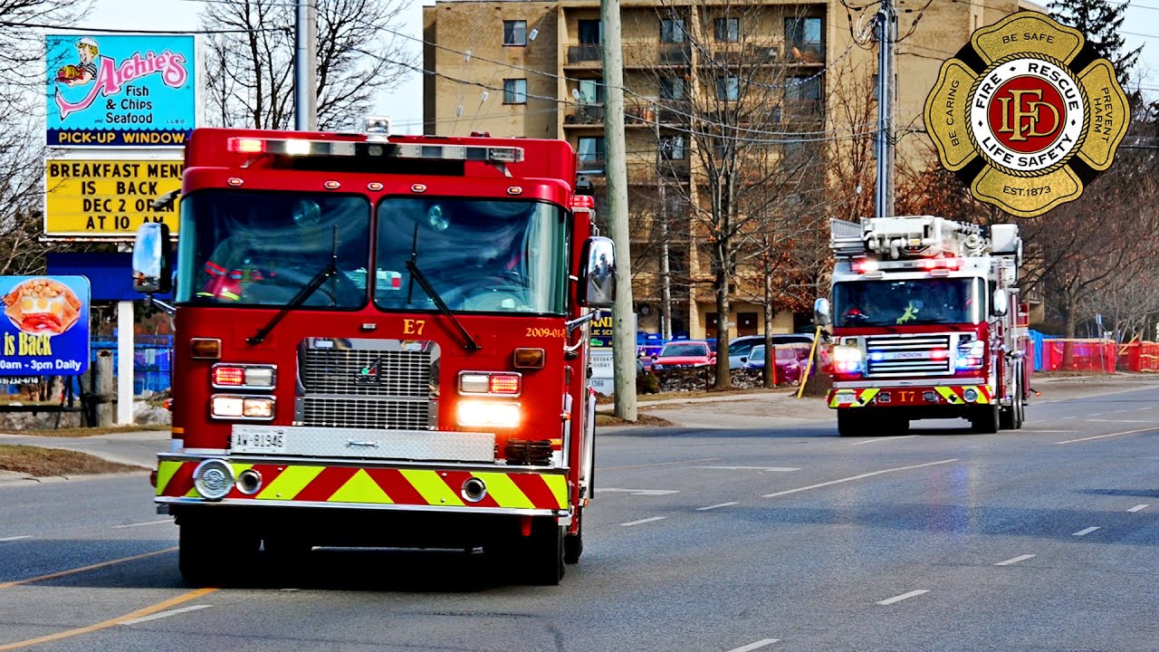 London Fire - Engine 7 & NEW Truck 7 Taking The Intersection - YouTube