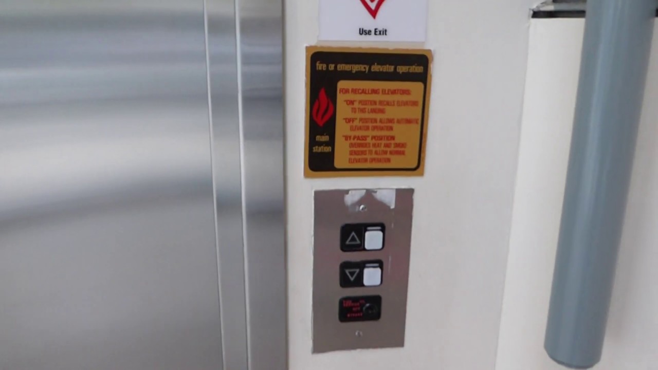 Schindler Hydraulic Elevator@Claypool Court/Rhythm Discovery Center ...