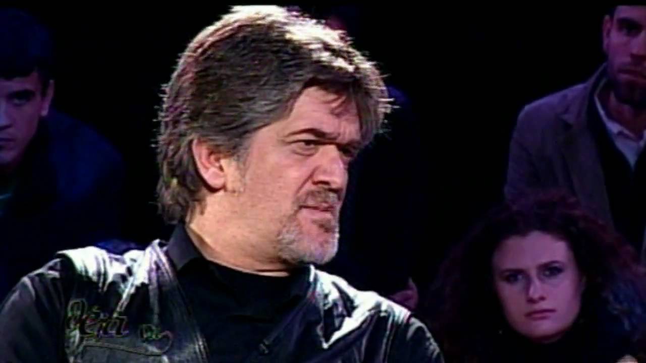 Shpend Bengu ne Deja Vu - Tube dhe YouTube - YouTube