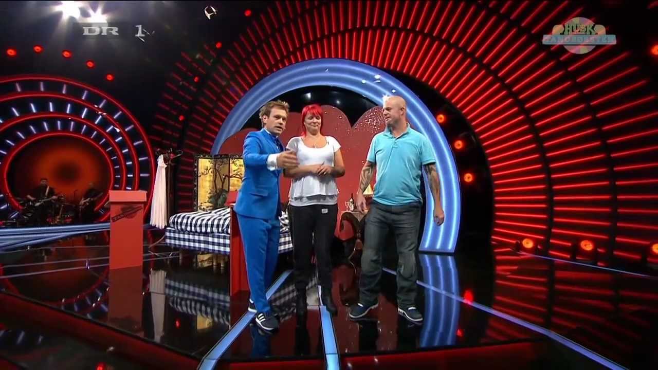 DR "Husk lige tandbørsten" - Ekstra Bladet's skjulte reklame. - YouTube