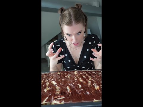 ich backe VEGANE DONAUWELLE | schmeckt's am Ende so wie's aussieht?! (ist nämlich hässlich geworden)