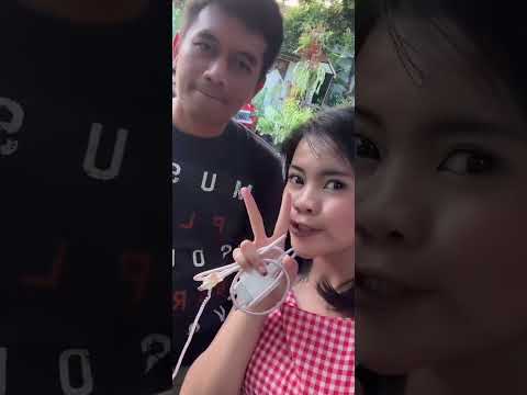 LIVE MELLY LEE,MUTIA,TASYA DAN MILA