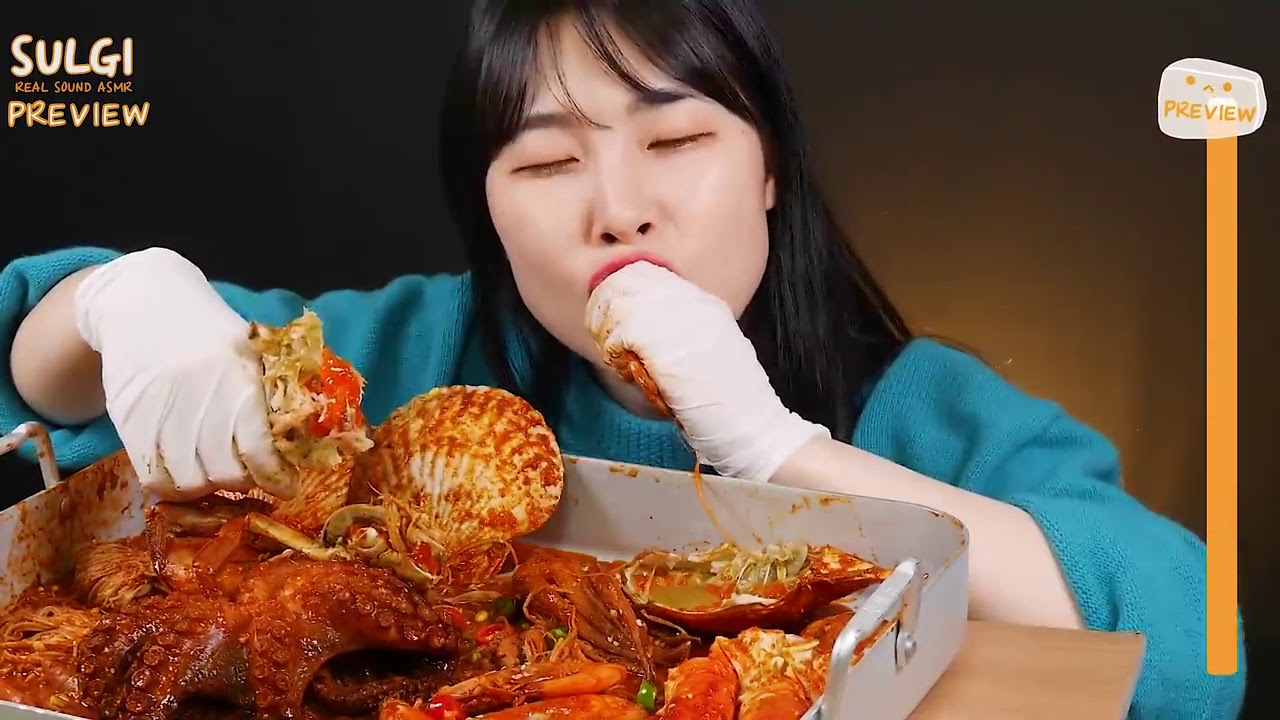 eating mukbang - YouTube