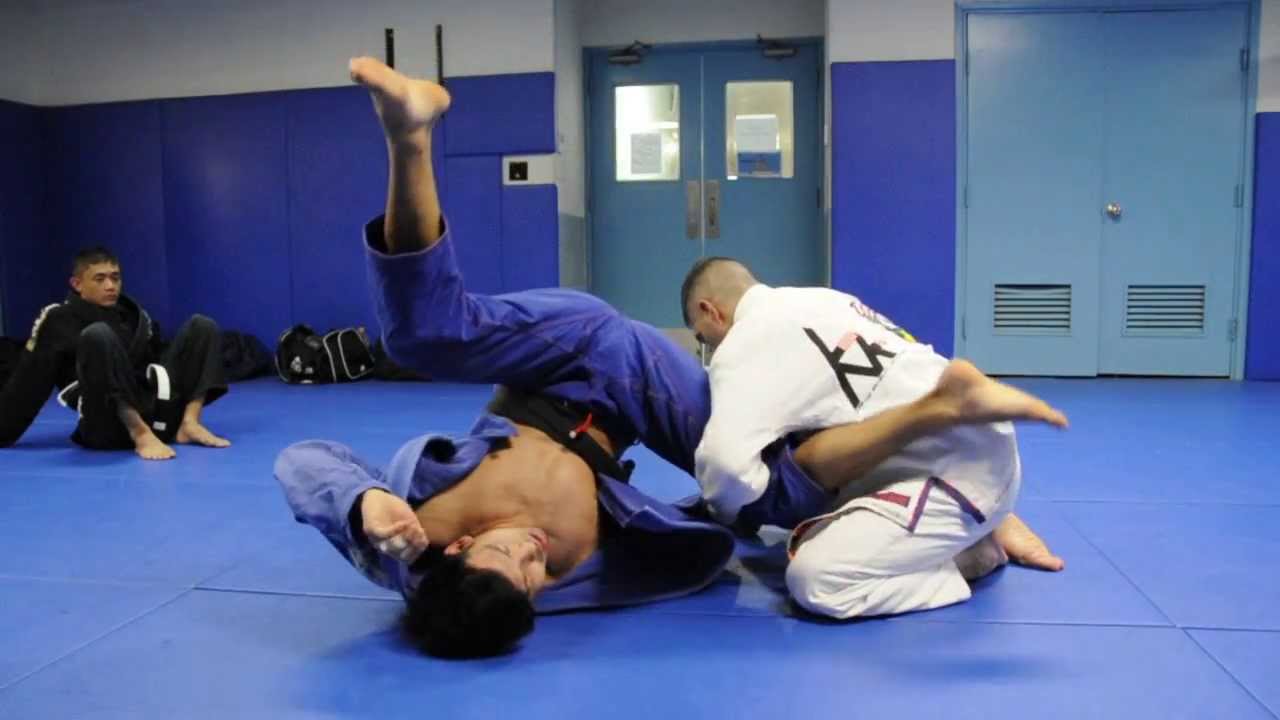 Lasso Guard to Triangle Guard or Omoplata with Kris Kim - YouTube