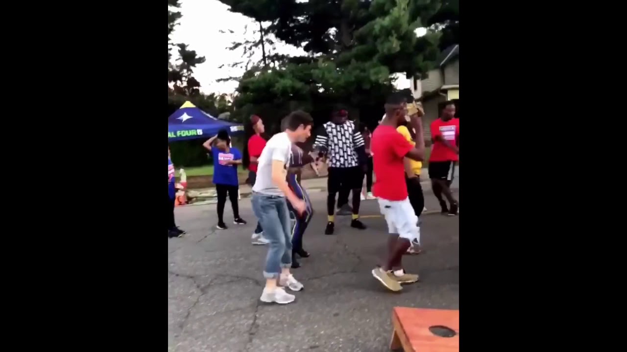 Minneapolis Mayor Jacob Frey is the worst dancer in the world - YouTube