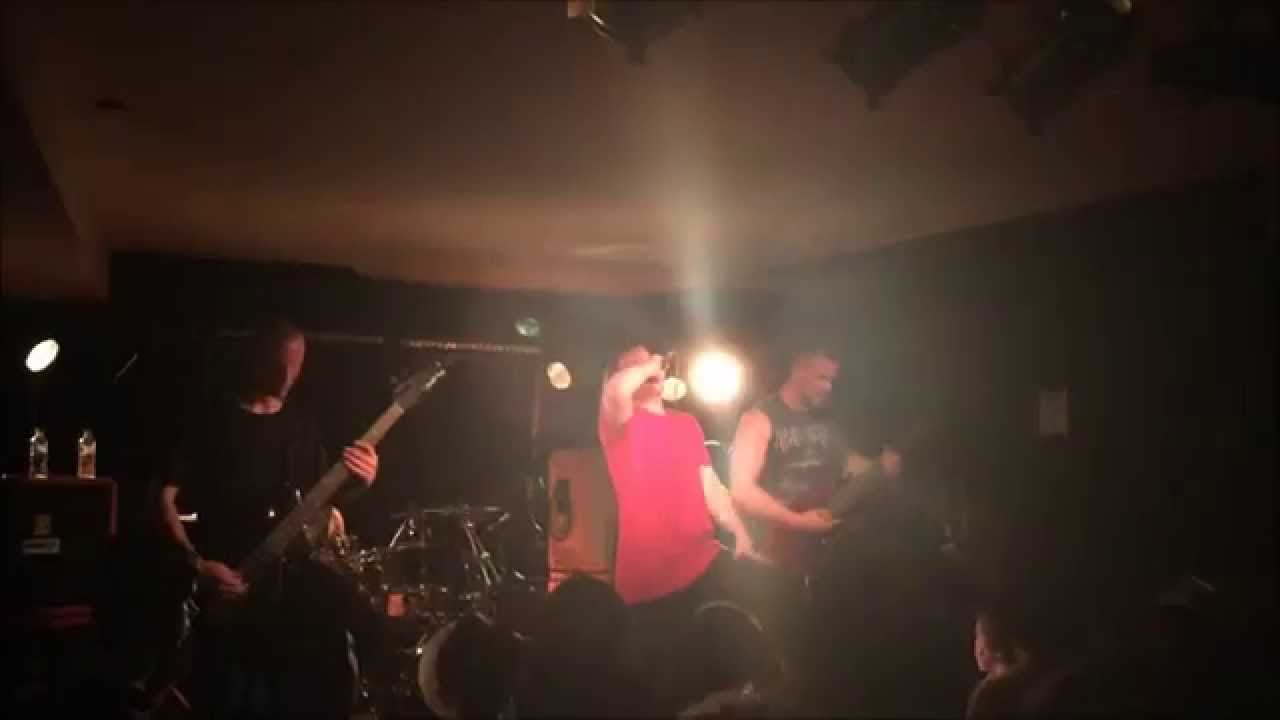Aversions Crown: The glass sentient, live 2015 - YouTube