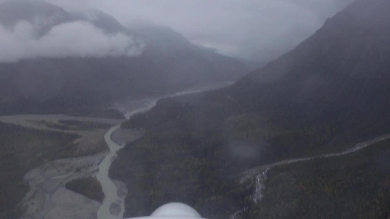 Will we make it though? Flying Lake Clark Pass, Alaska in a Husky - YouTube