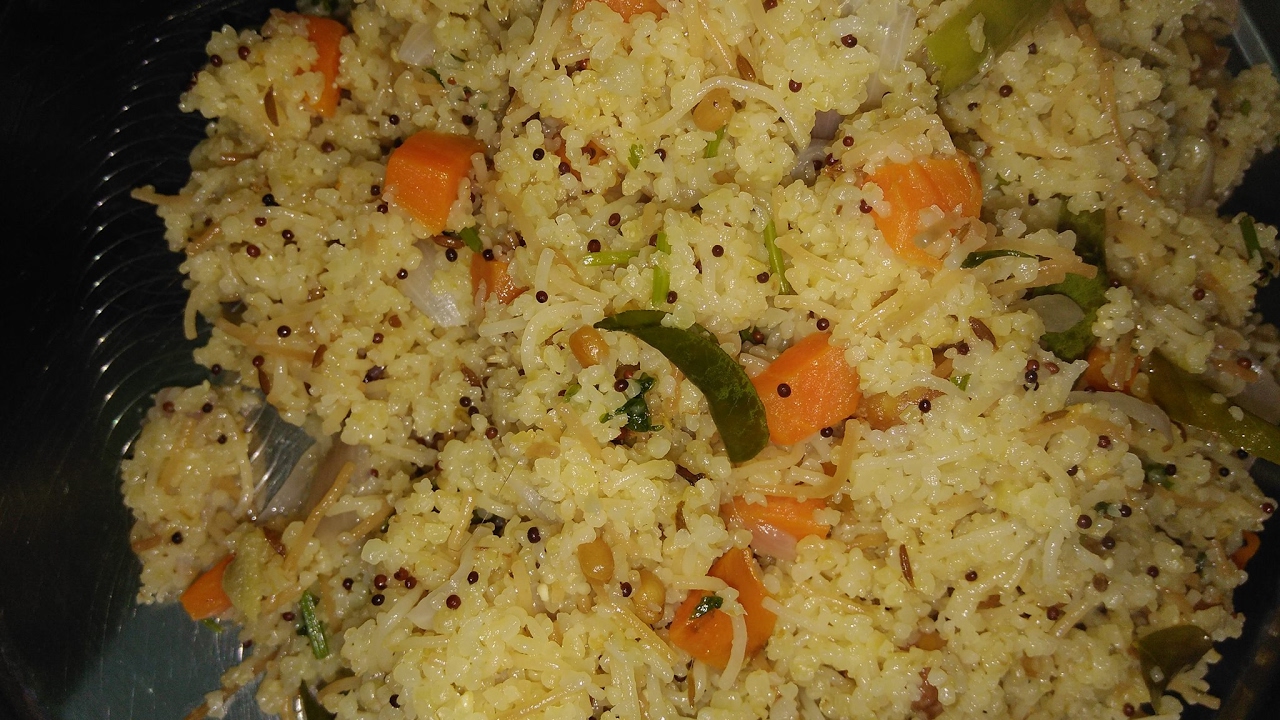 How to Make Godhuma Rava Semiya Upma / Wheat Rava Upma Recipe ...