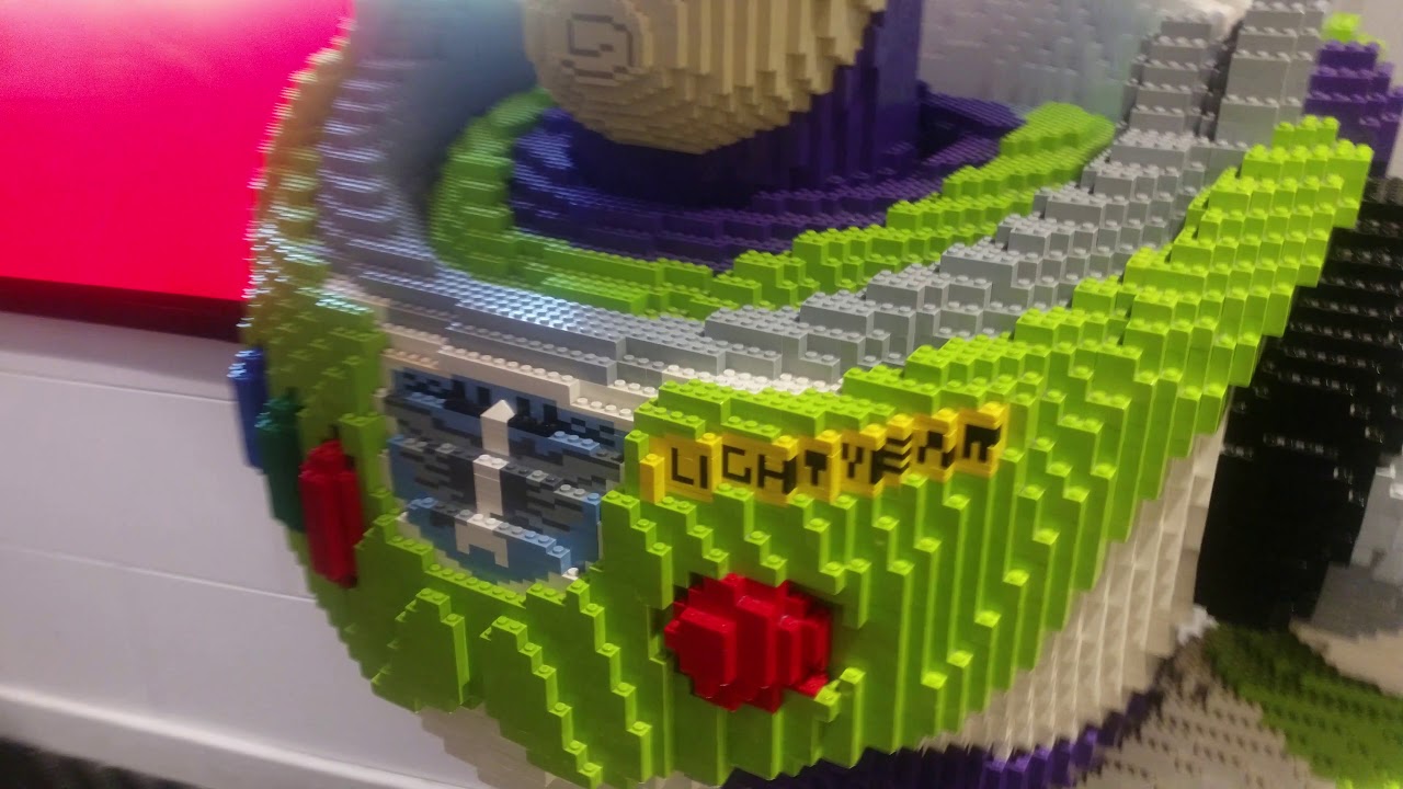 Huge Lego Buzz Lightyear Disney Springs - YouTube