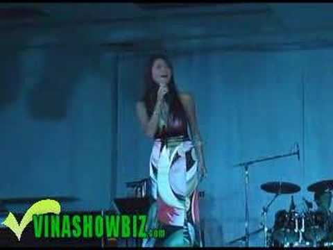 Ho Le Thu: Live Concert in Seattle - YouTube