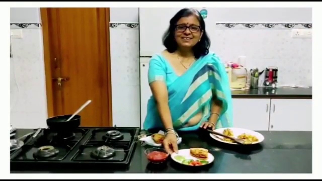 How to make Roti Samosa at Home! - YouTube