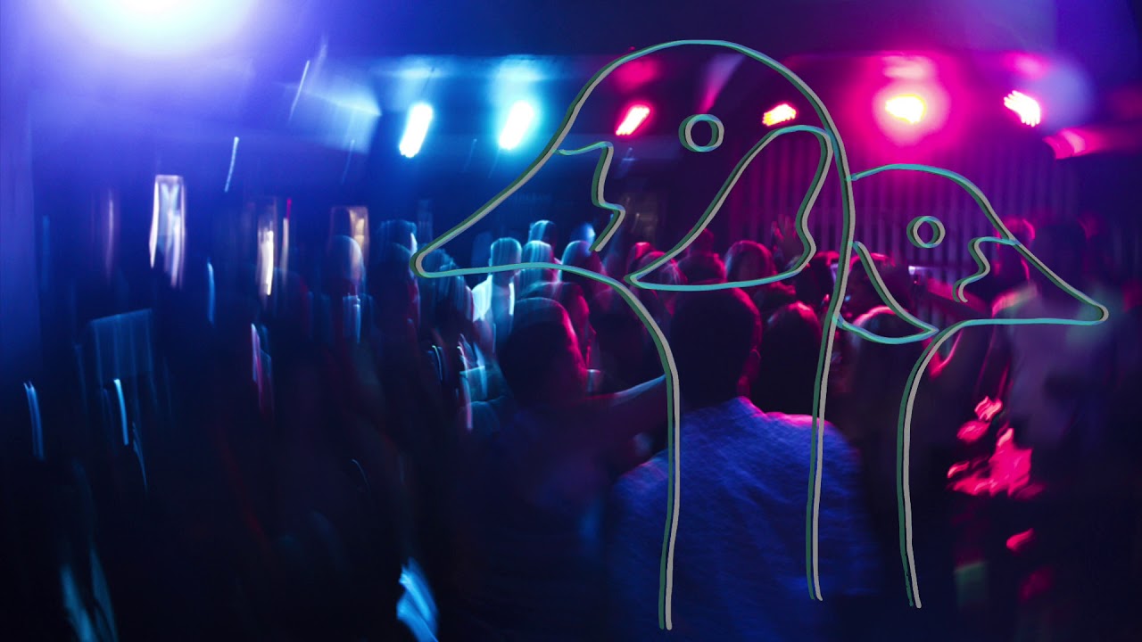 MASK OFF - Groovy techno mix 🦋 - YouTube