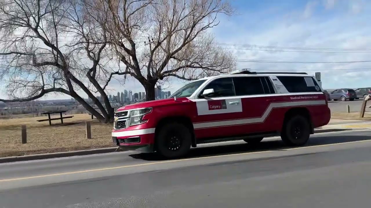 **FIRST CATCH/FINALLY BACK** Calgary fire department MRU 12 driving in ...