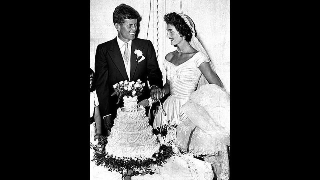 I made JFK's Wedding Cake | Presidential Dessert - YouTube