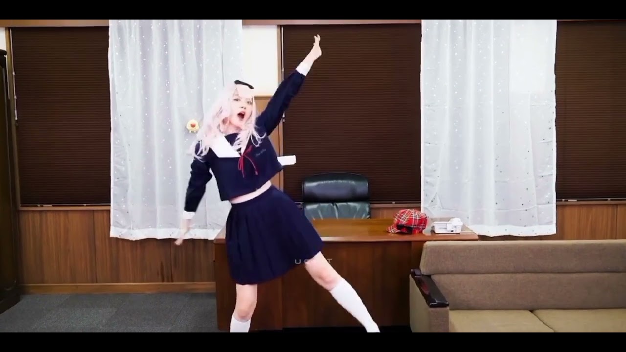 Real life chika dance💃🙈 - YouTube