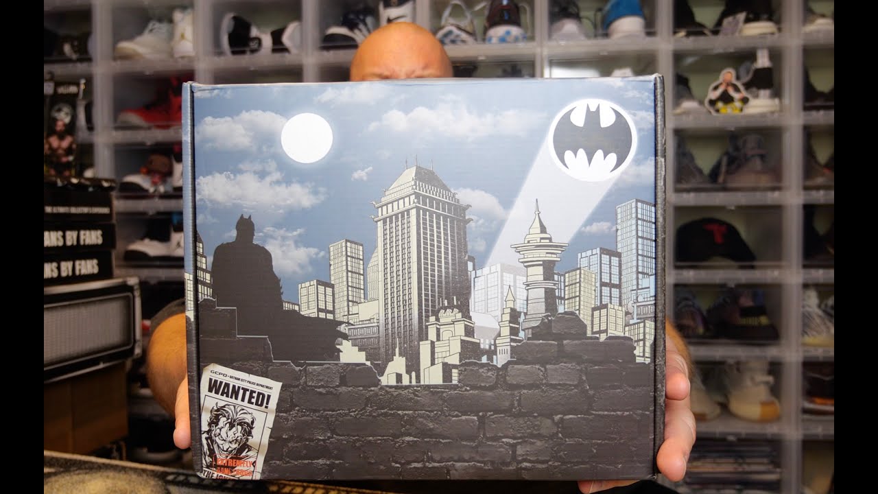 Opening the November 2020 The World's Finest Collection BATMAN & JOKER ...