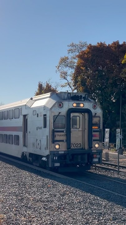 NJT 7023 leads 5742 w/ a Rare C5A horn & Mike & 2 SAAHC 2 Super Mario & a Jingle Bells at ...