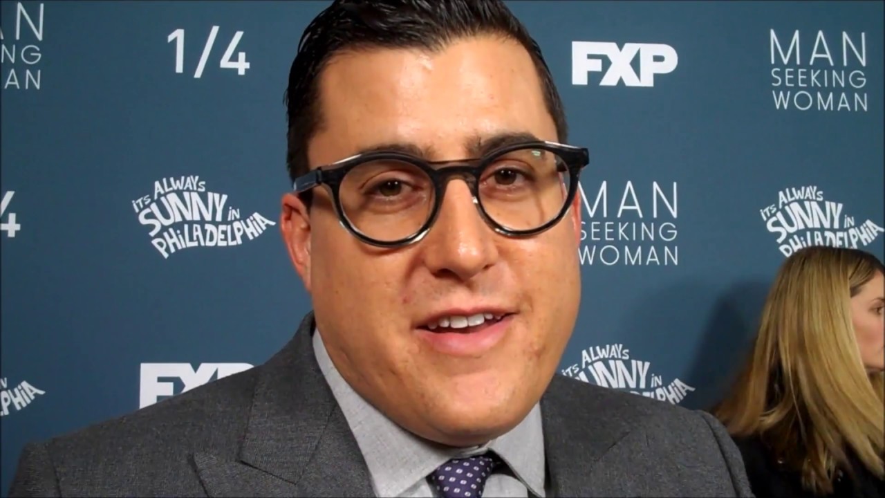 The 30-Minute Comedy Revolution! 'Man Seeking Woman' Exec Producer ...