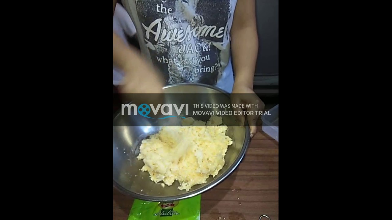 Cheesy Coconut Macaroons ala Goldillocks!!! Video Tutorial - YouTube