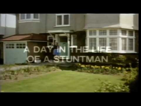 Highly amusing Marty Feldman sketch \