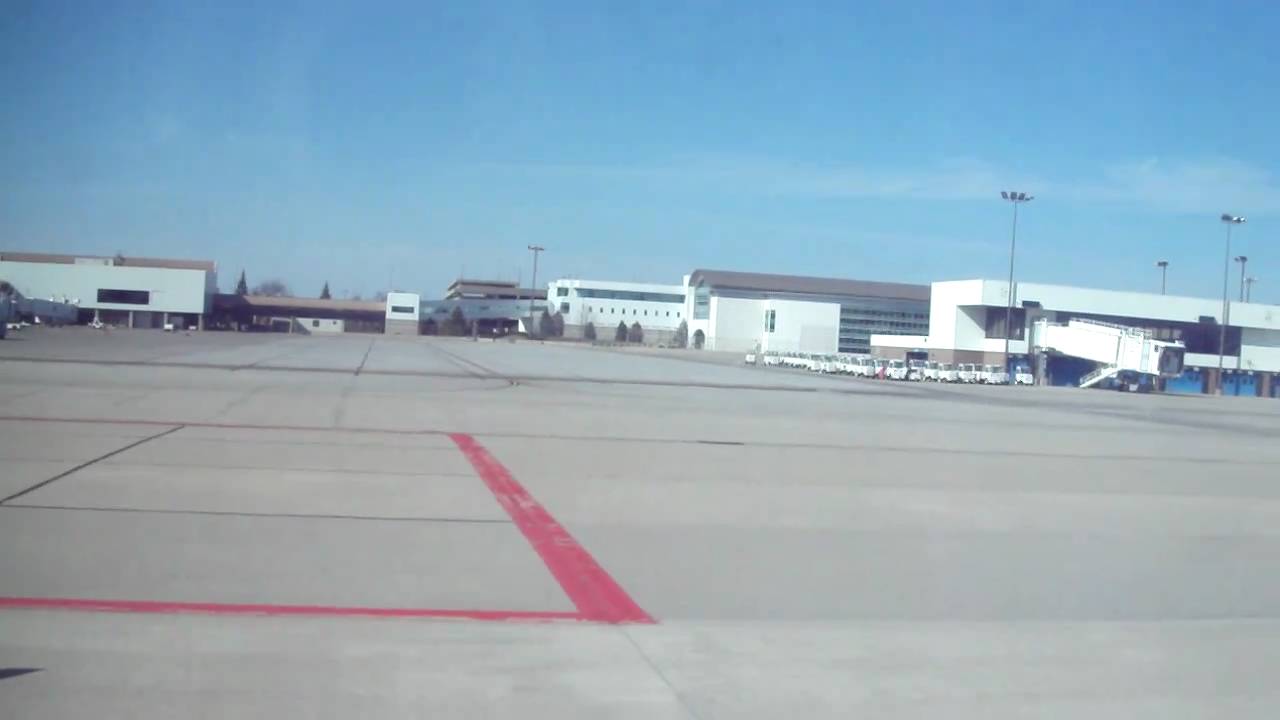 Landing in Cincinnati, OH/Northern Kentucky (CVG) on Delta Connection ...