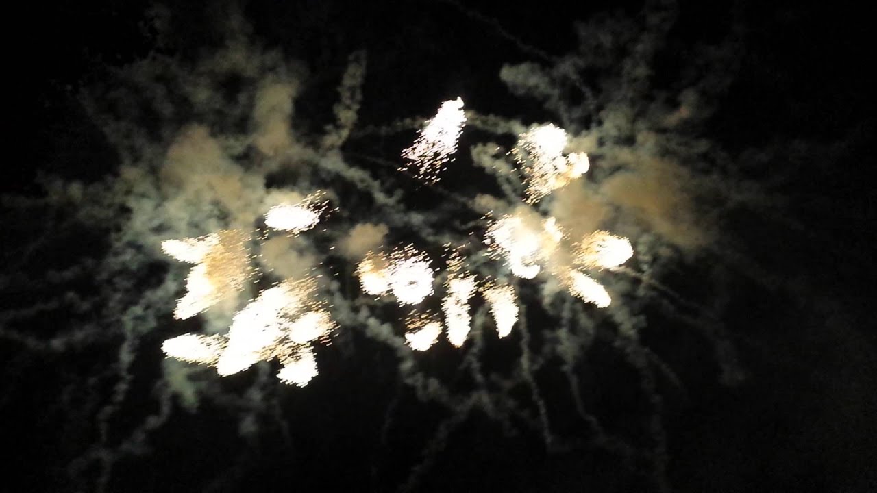 Feuerwerk Kugelbomben 2013 Teil 3 - YouTube
