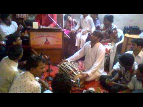 Vinod Chavan Malvani Bhajan - YouTube