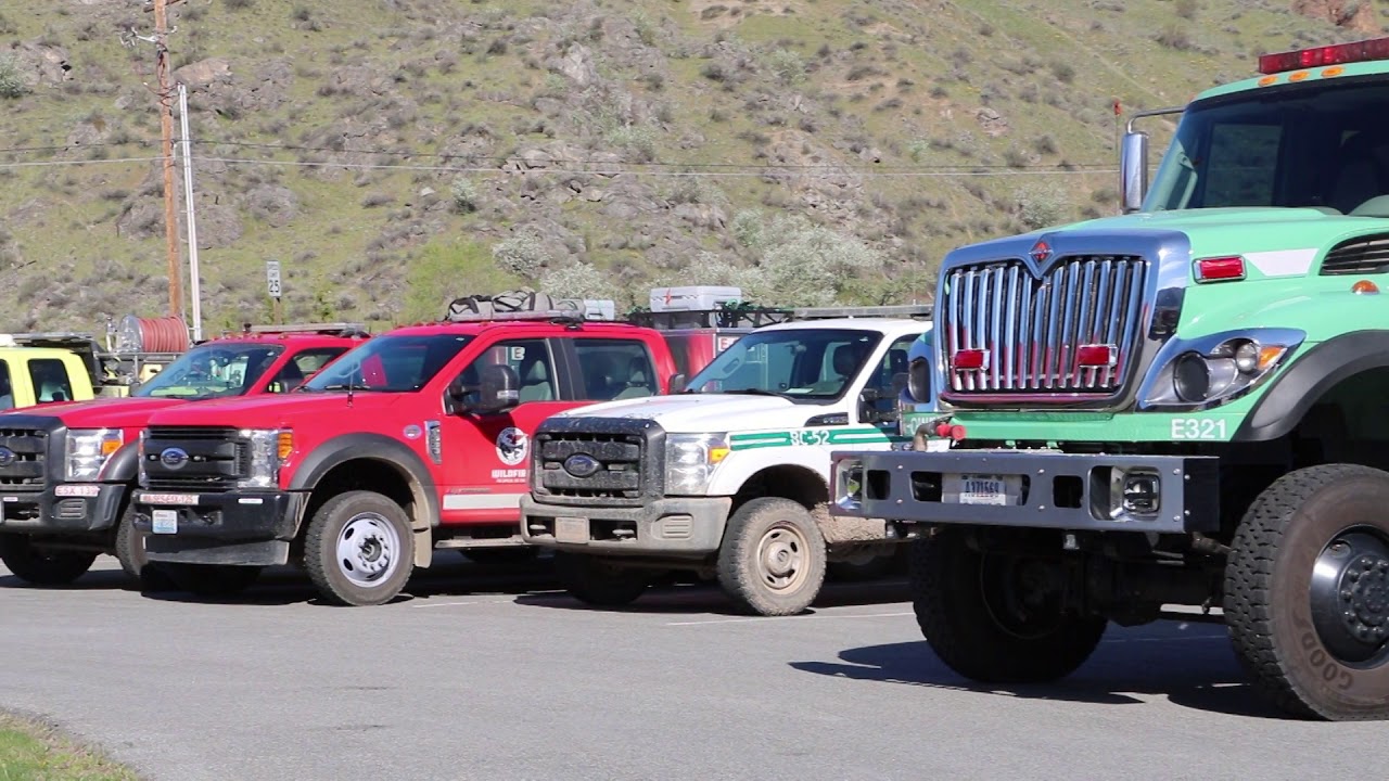 All hands on deck for Entiat wildfire meeting - YouTube