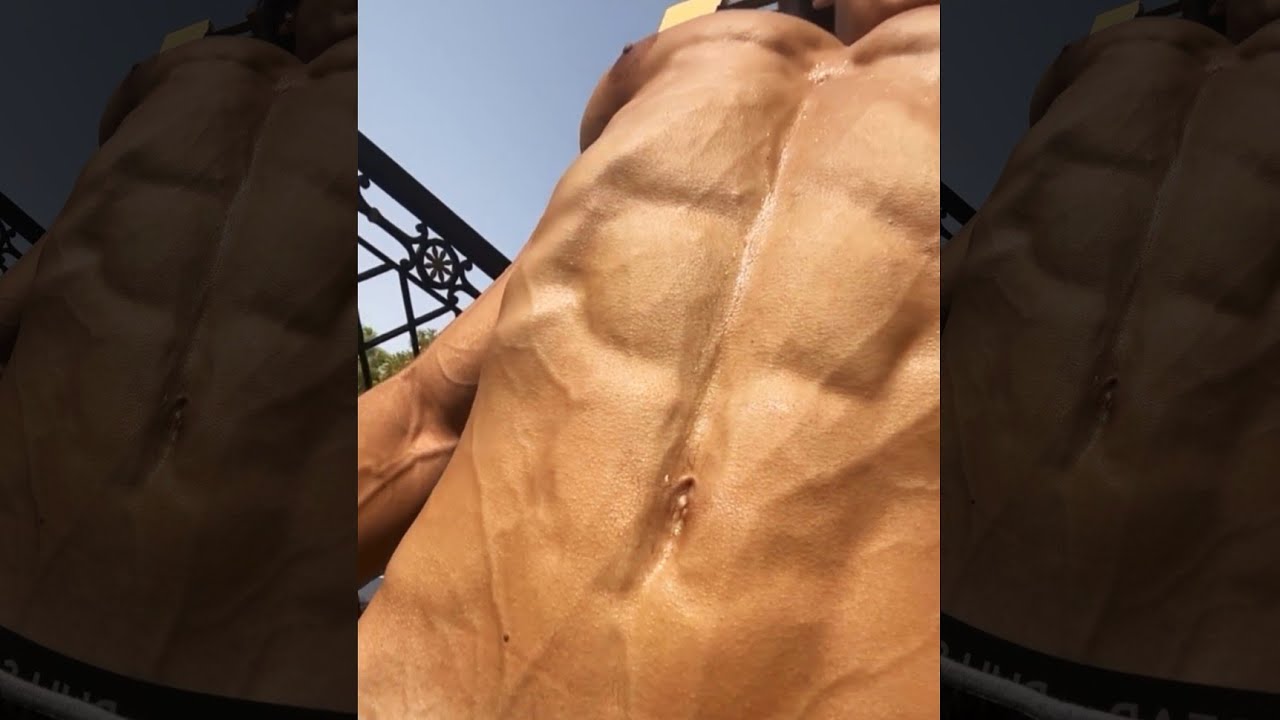 This Guy Has Abs Veins - YouTube