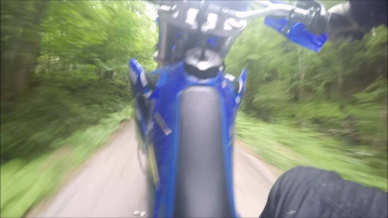 Yamaha WRF-426 - YouTube