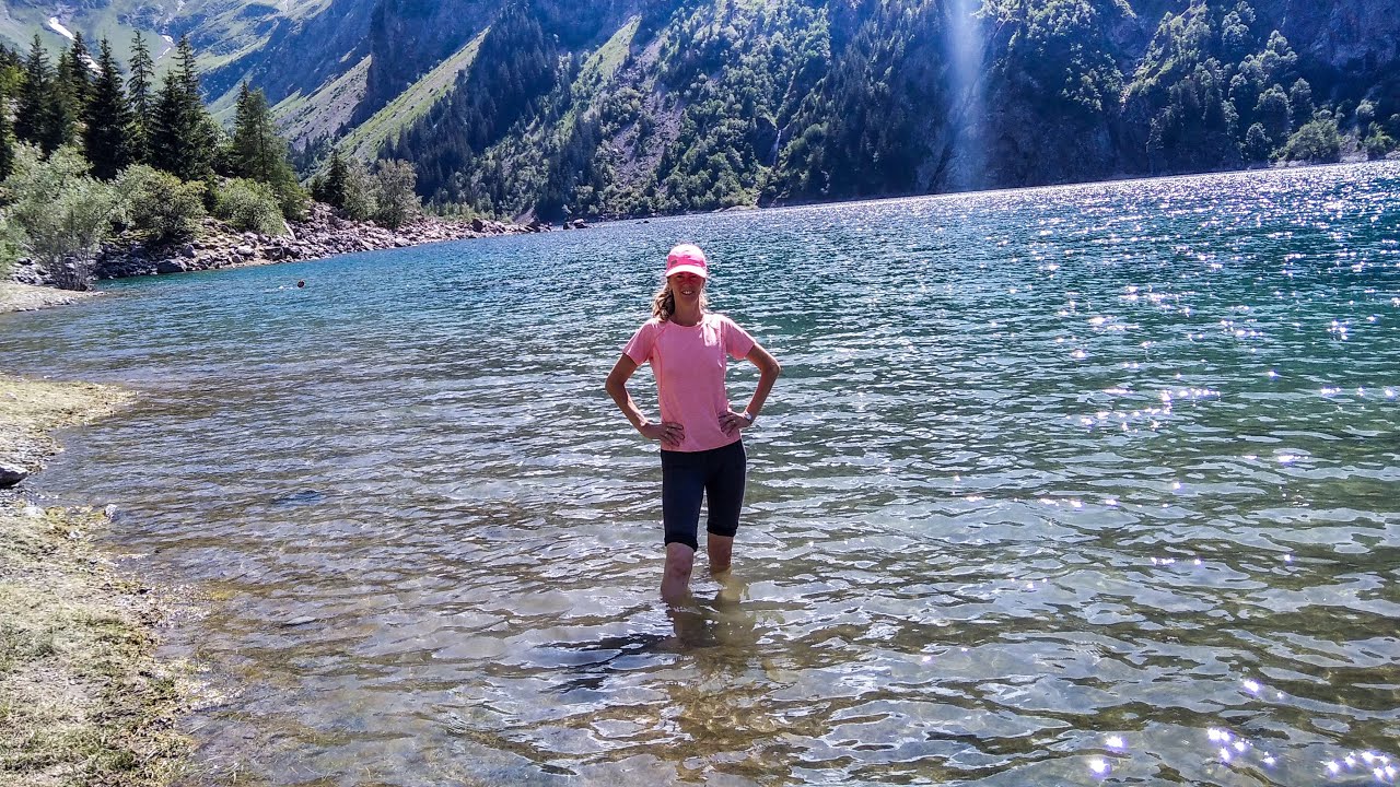 Gaja asana - posture de l'éléphant - YouTube