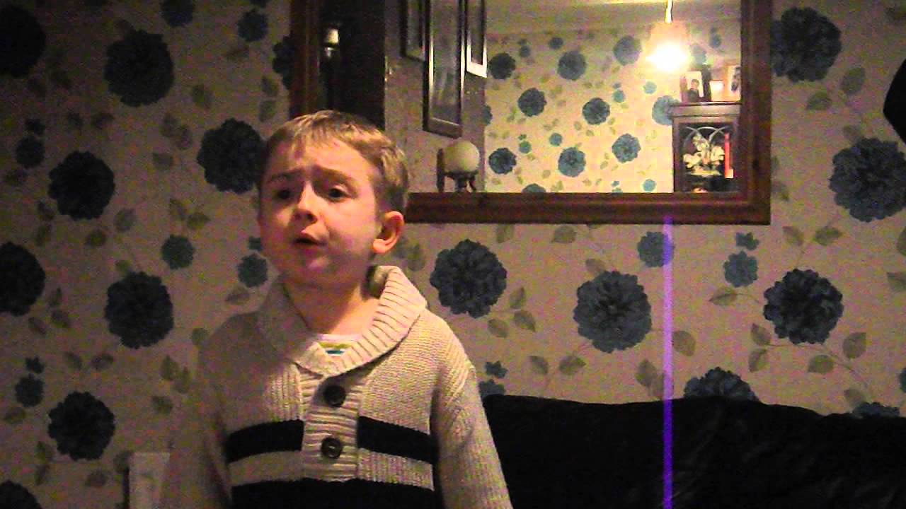 Robbie Firmin can't help falling in love age 9 - YouTube