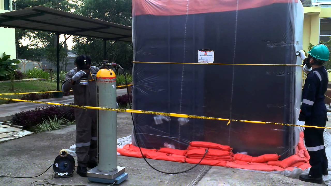 Liquid Phosphine Fumigation - YouTube
