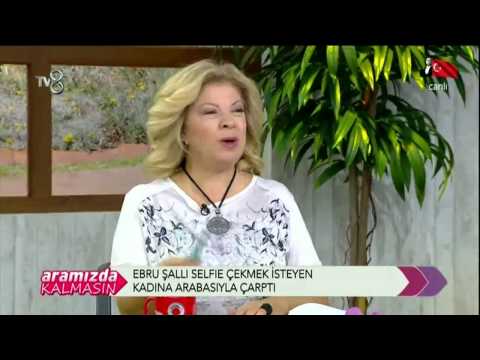 Ebru Şallı Hayranına Çarptı