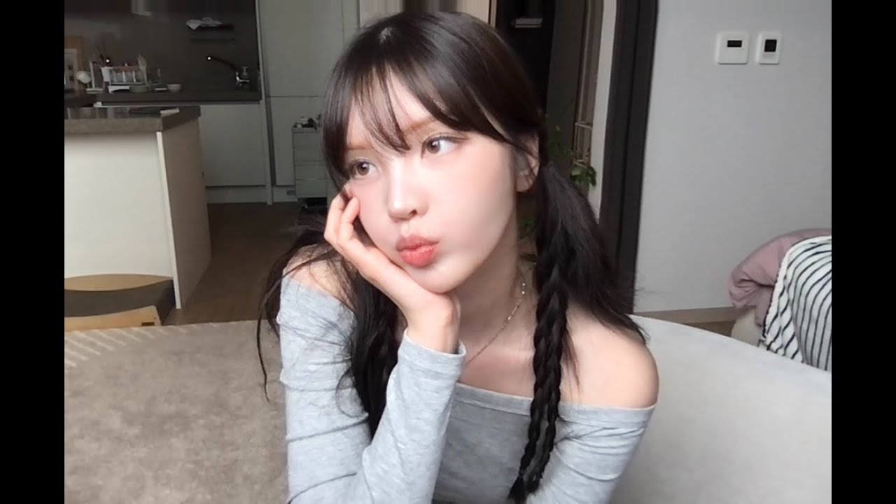 pocket locket - Alaina Castillo - YouTube