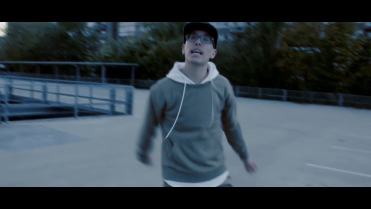 MIC-MC-VERUJEM U SEBE (OFFICIAL VIDEO) - YouTube