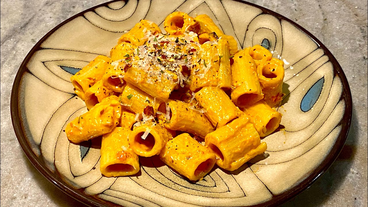 POV: Late night rose Alfredo - YouTube