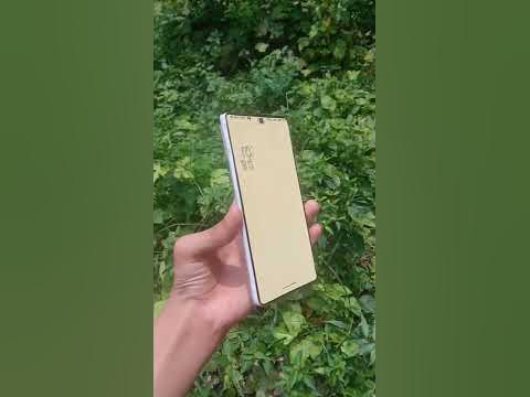 Google pixel 7a out of cardboard - YouTube