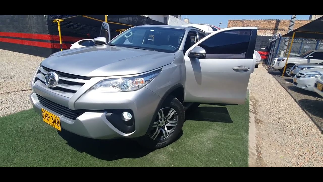 TOYOTA FORTUNER SW4 4X2 AT 2018 - YouTube