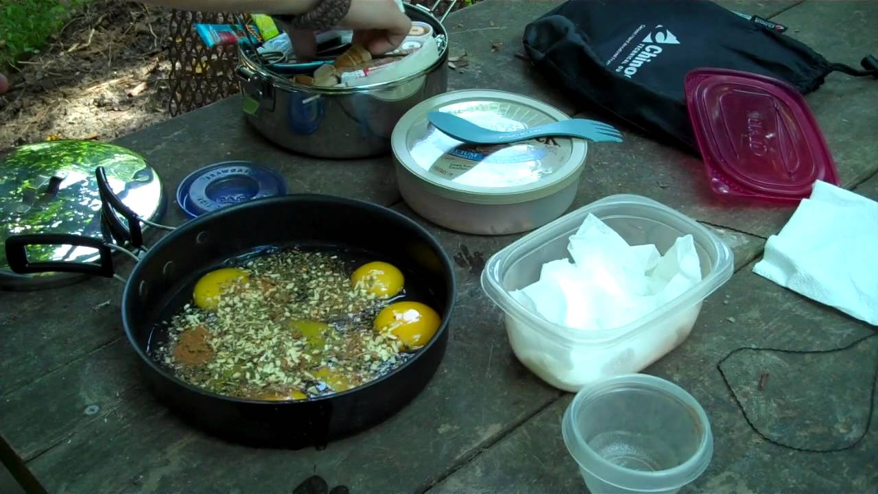 Wilderness Cooking | Eggs and Biscuits - YouTube