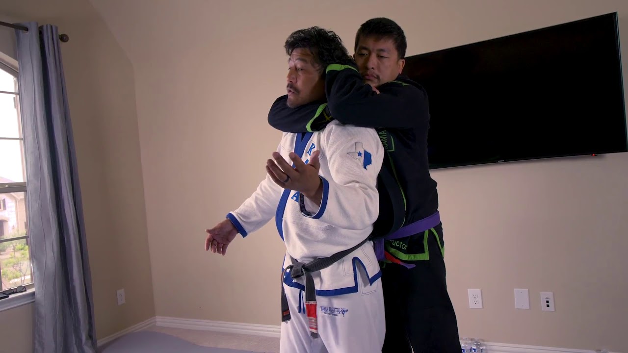 Teaching The Standing Rear Naked Choke (RNC) Escape - YouTube