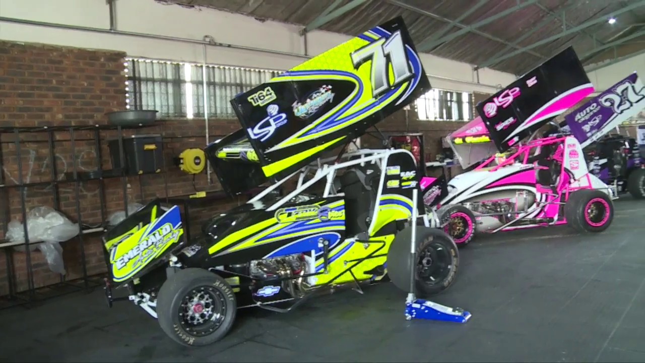 Round 1 of Ultimate Outlaws, 2018 [Season 3, Episode 1] - YouTube