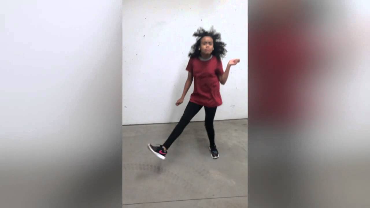 HOTLINE BLING @Sayquon Keys Dance COVER | 12 y/o SYDNEY DAVIS - YouTube